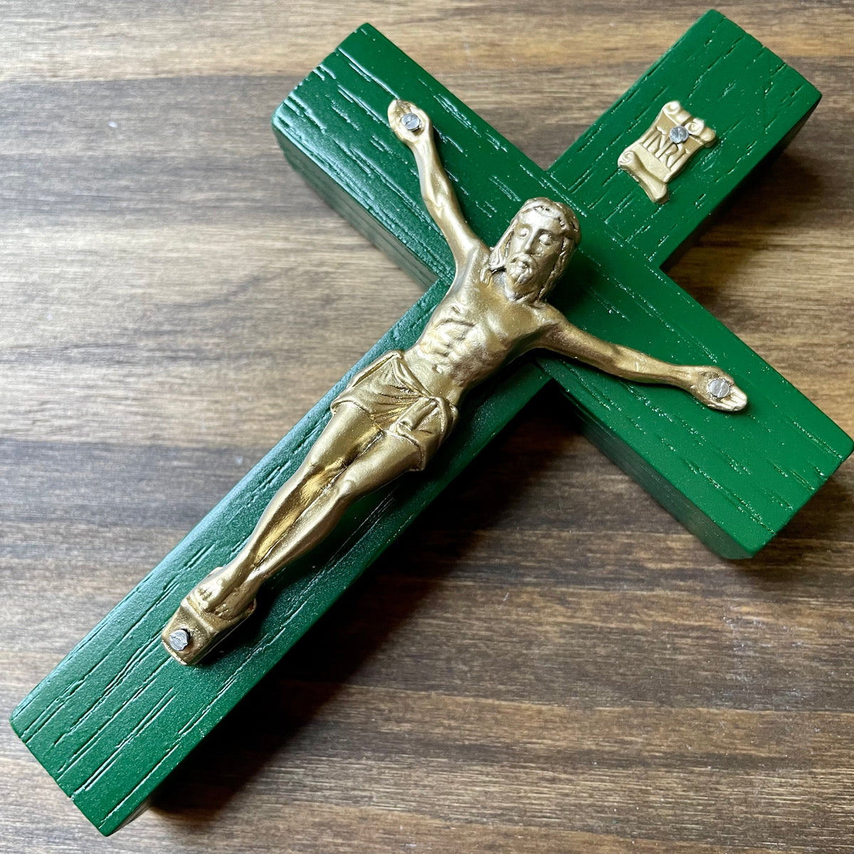 5" Green Wood Crucifix – Catholic Mercy